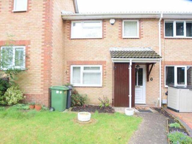 3 Bedroom Terraced House For Rent In Thornhill
