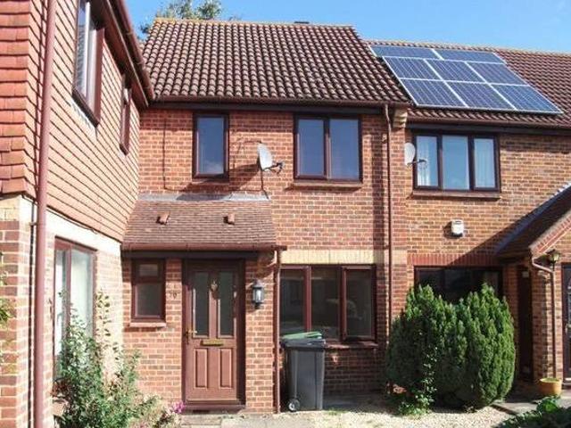 3 bedroom terraced house for rent in Three Bed Home OX11