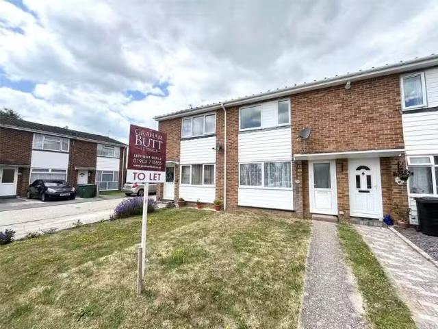 3 bedroom terraced house for rent in Timberleys, Littlehampton.