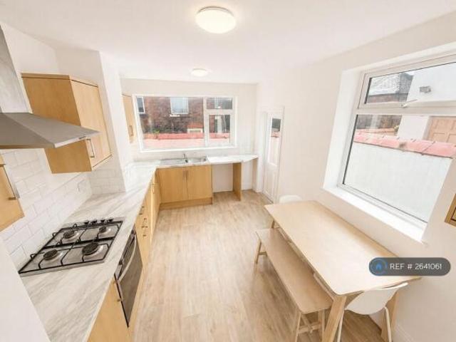 3 bedroom terraced house for rent in Truro Road, Liverpool, L15
