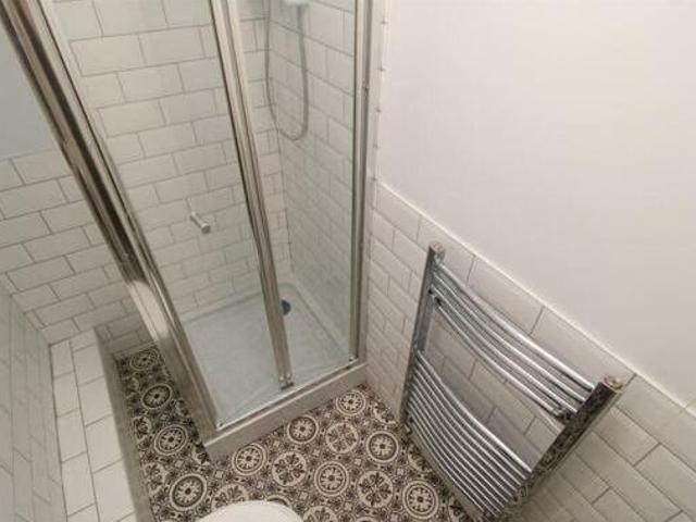 3 Bedroom Terraced House For Rent In Treherbert