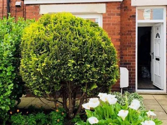 3 bedroom terraced house for rent in Trent Street Lytham FY8