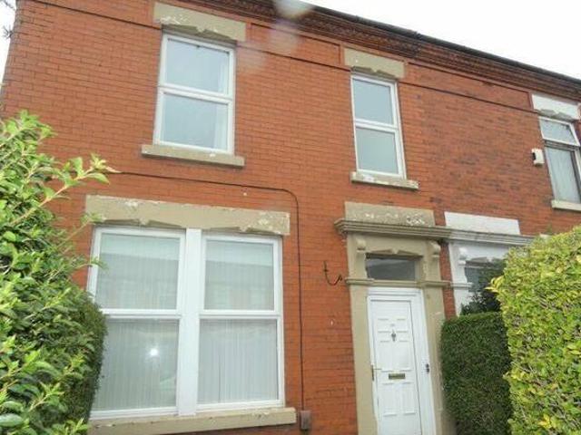 3 bedroom terraced house for rent in Tulketh Brow Ashton PR2