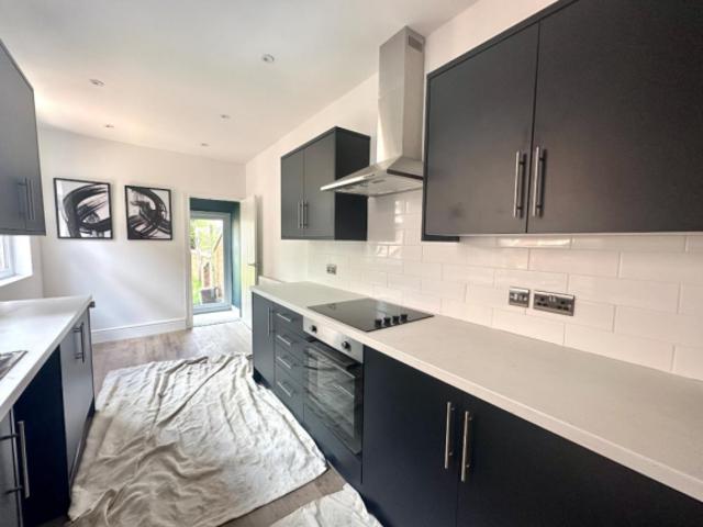 3 bedroom terraced house for rent in Turner Street, Abington, Northampton NN1