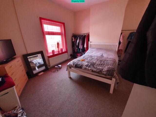 3 bedroom terraced house for rent in Turner Street, Stoke on Trent, ST1