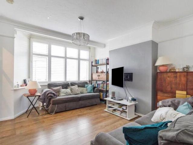 3 bedroom terraced house for rent in Tyrrell Avenue Welling DA16