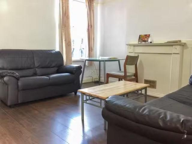 3 bedroom terraced house for rent in Umberslade Road, Selly Oa.