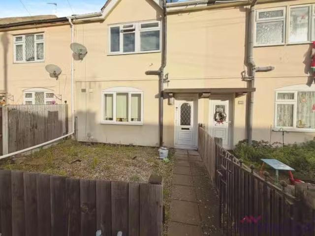 3 bedroom terraced house for rent in Vansittart Street, Harwic.