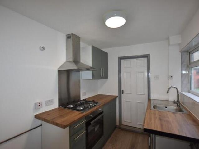 3 bedroom terraced house for rent in Vergette Street, Eastfield, Peterborough, PE1