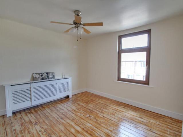 3 bedroom terraced house for rent in Vernon Road, Leicester, LE2
