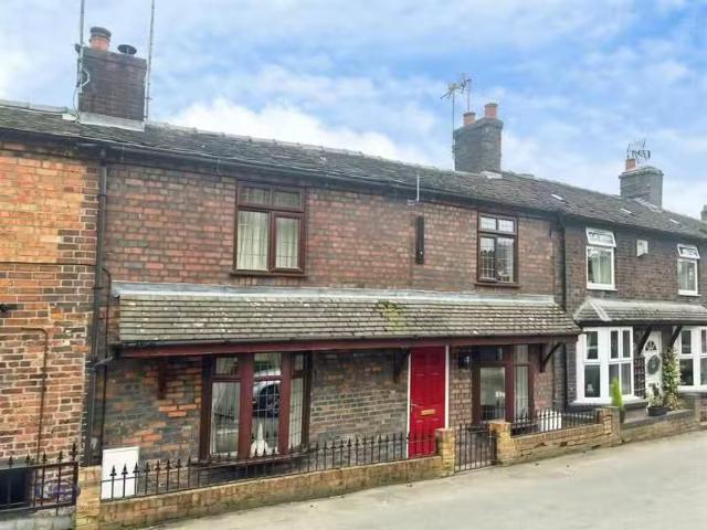 3 bedroom terraced house for rent in Vicarage Lane, Madeley, C.