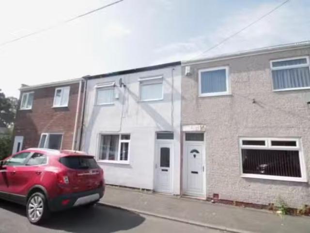3 bedroom terraced house for rent in Victoria Street, Hetton L.