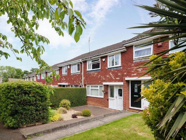 3 bedroom terraced house for sale
