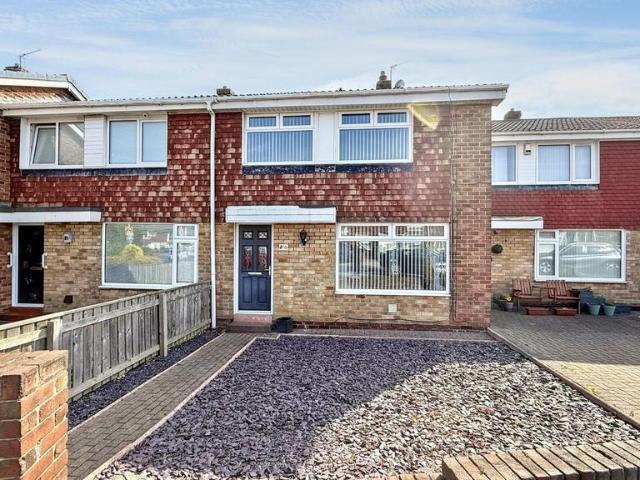3 bedroom terraced house for sale