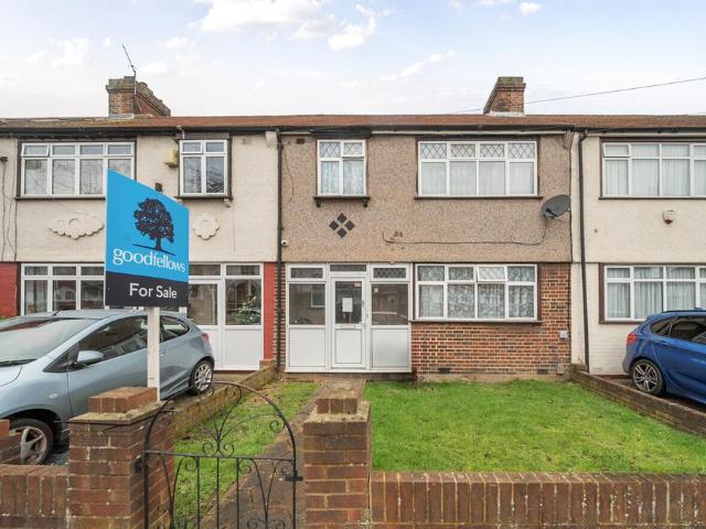 3 bedroom terraced house for sale