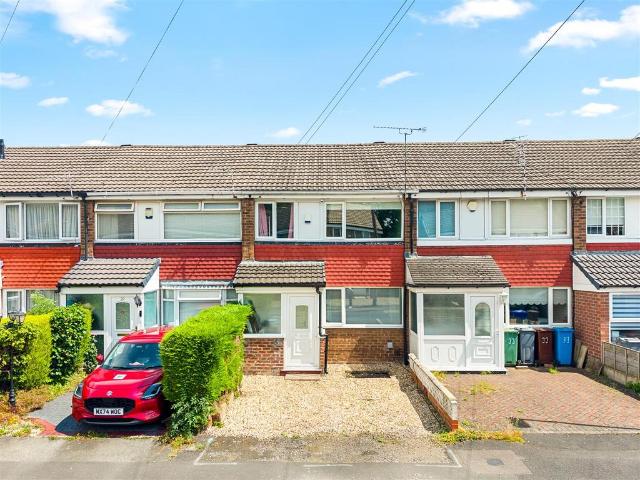3 bedroom terraced house for sale