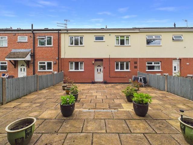 3 bedroom terraced house for sale