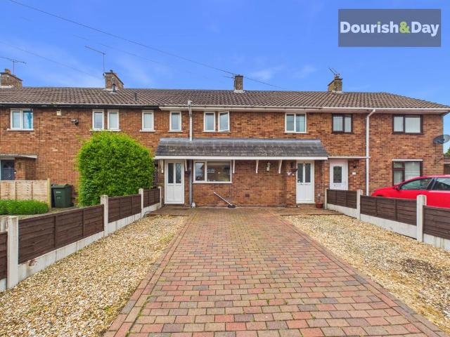 3 bedroom terraced house for sale