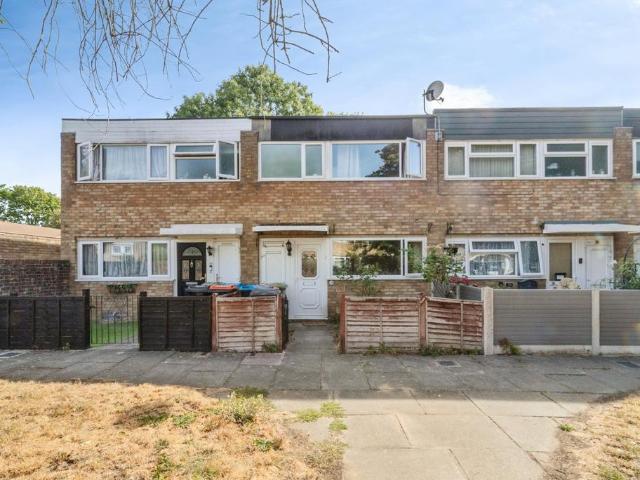 3 bedroom terraced house for sale