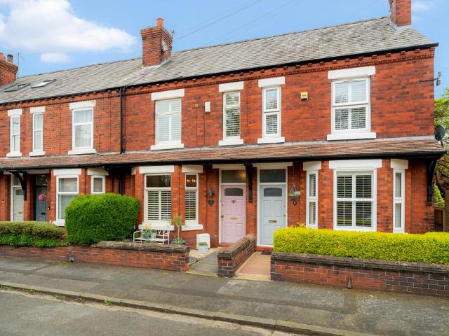 3 bedroom terraced house for sale