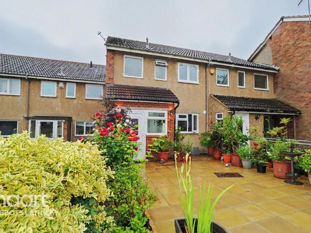 3 bedroom terraced house for sale