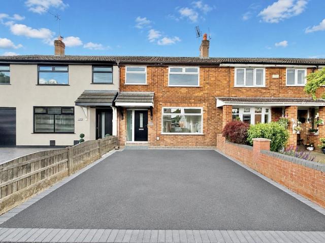 3 bedroom terraced house for sale