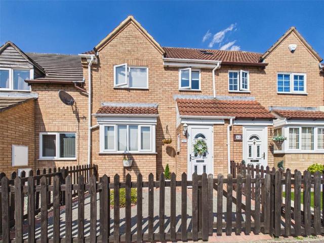 3 bedroom terraced house for sale