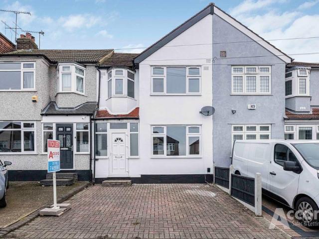 3 bedroom terraced house for sale
