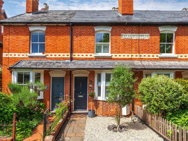 3 bedroom terraced house for sale