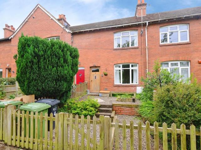 3 bedroom terraced house for sale