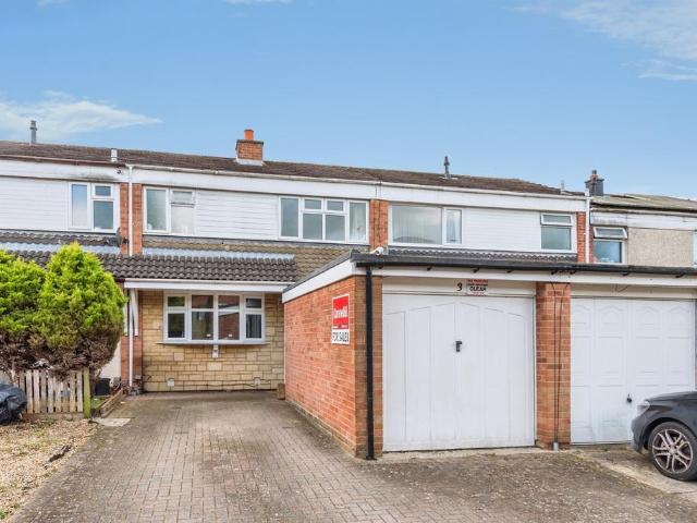 3 bedroom terraced house for sale