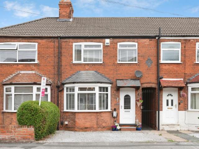 3 bedroom terraced house for sale