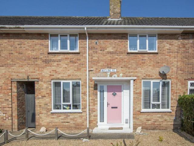 3 bedroom terraced house for sale