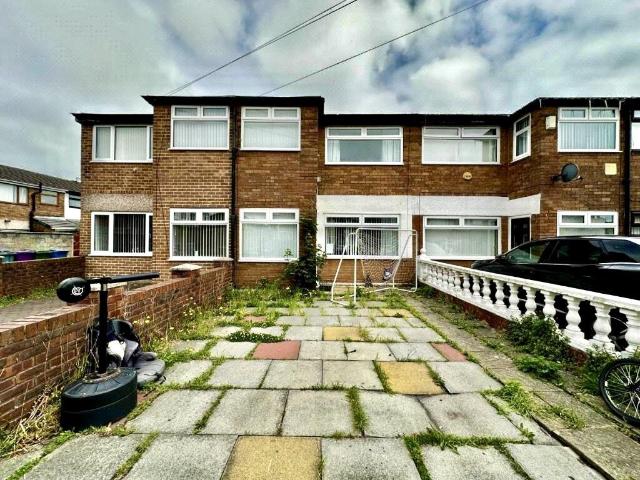 3 bedroom terraced house for sale