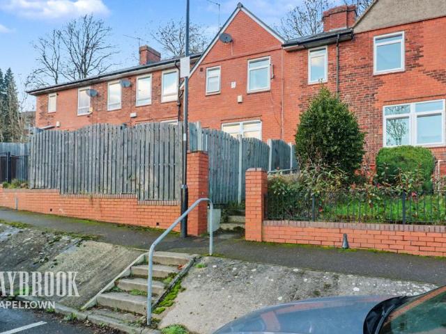3 bedroom terraced house for sale