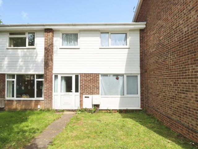 3 bedroom terraced house for sale