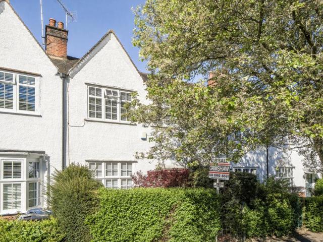 3 bedroom terraced house for sale