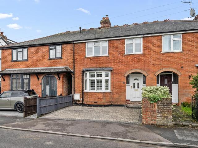 3 bedroom terraced house for sale