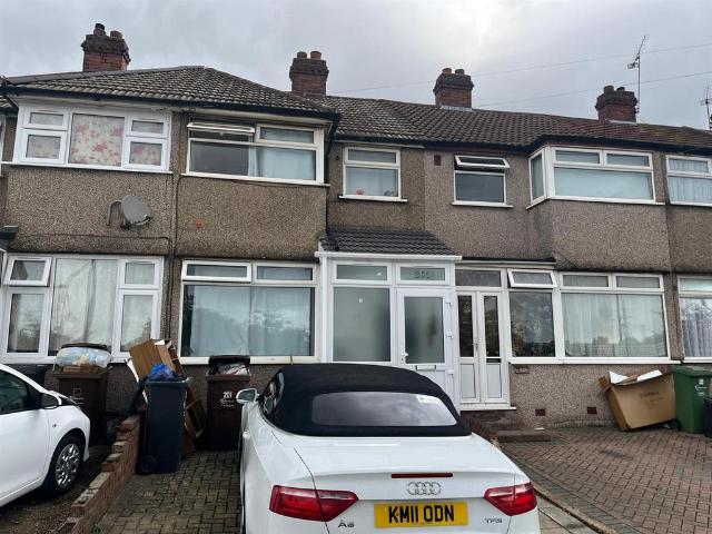 3 bedroom terraced house for sale