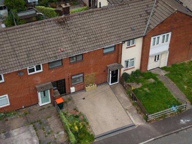 3 bedroom terraced house for sale