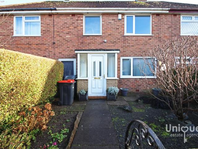 3 bedroom terraced house for sale