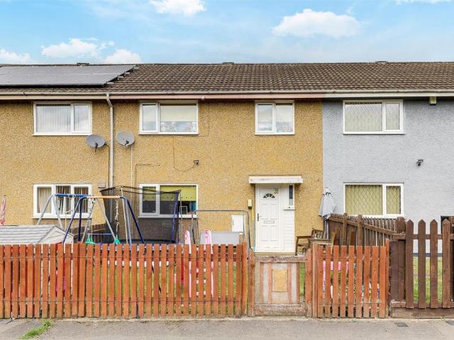 3 bedroom terraced house for sale