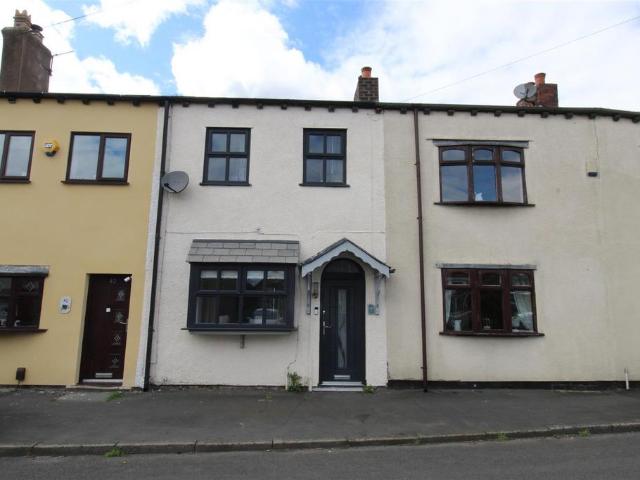 3 bedroom terraced house for sale