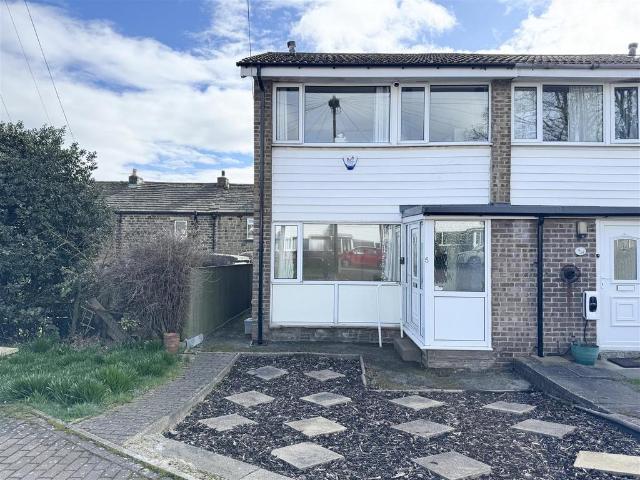3 bedroom end of terrace house for sale