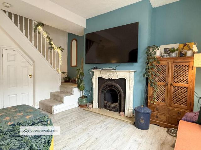 3 bedroom terraced house for sale
