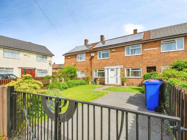 3 bedroom terraced house for sale