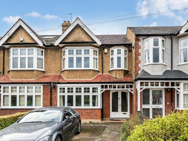 3 bedroom terraced house for sale