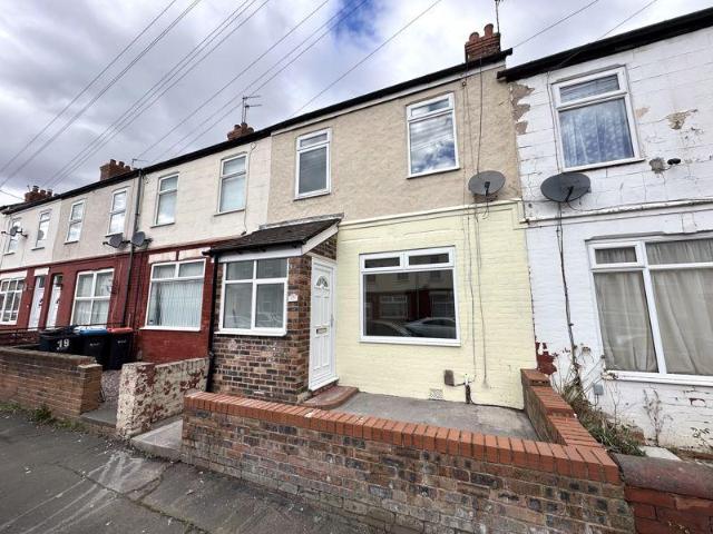 3 bedroom terraced house for sale