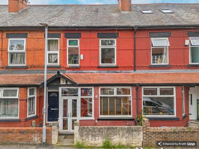 3 bedroom terraced house for sale