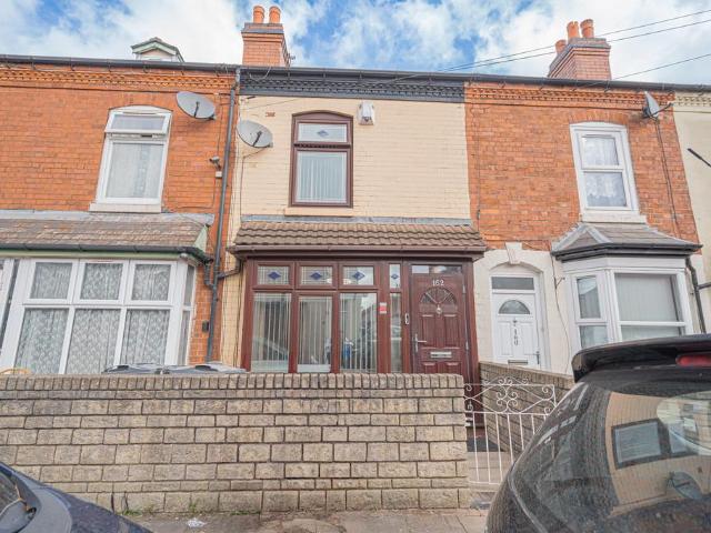 3 bedroom terraced house for sale
